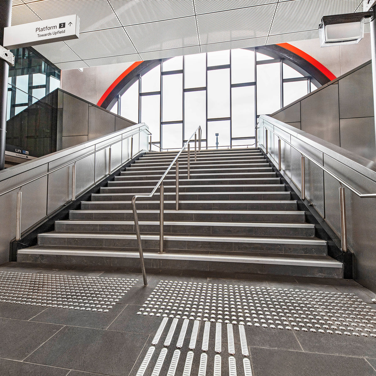 Coburg and Moreland Train Stations – Korb